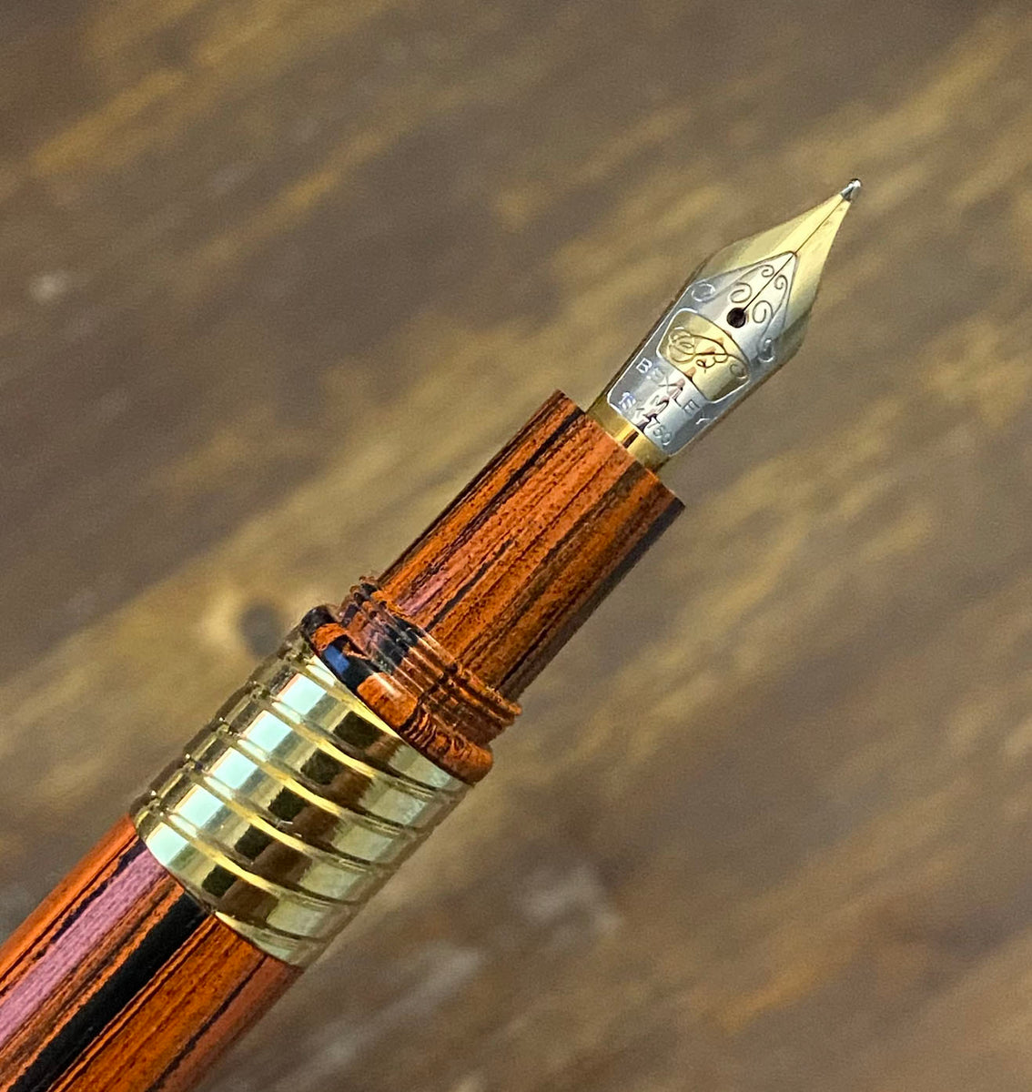 Bexley Pca Fountain Pen 2001 Le Orange Woodgrain Ebonite