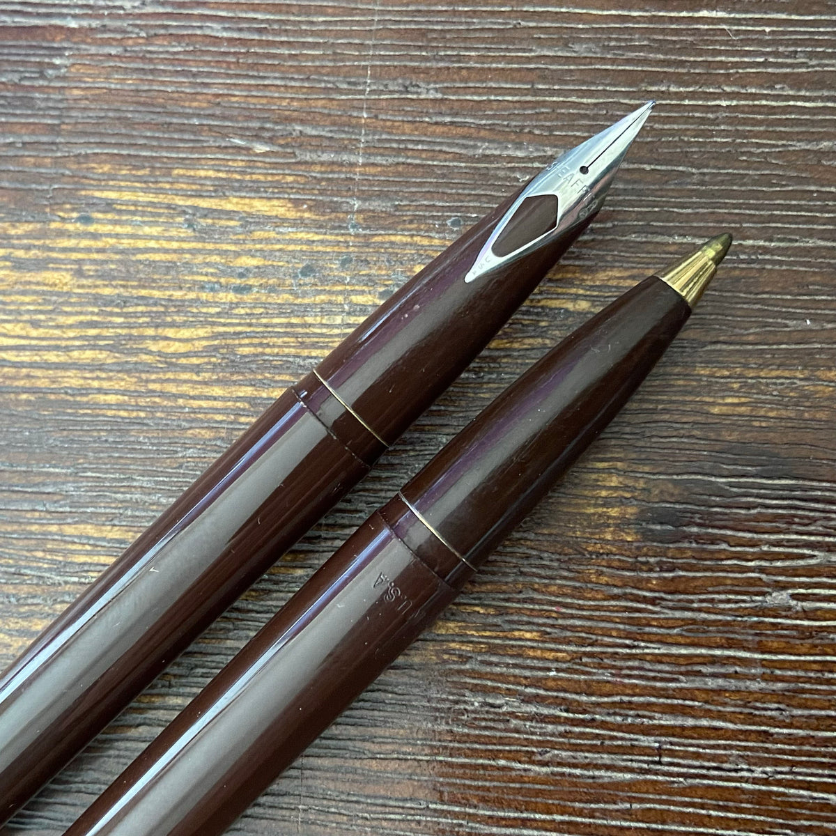 Sheaffer Desk set, Metal