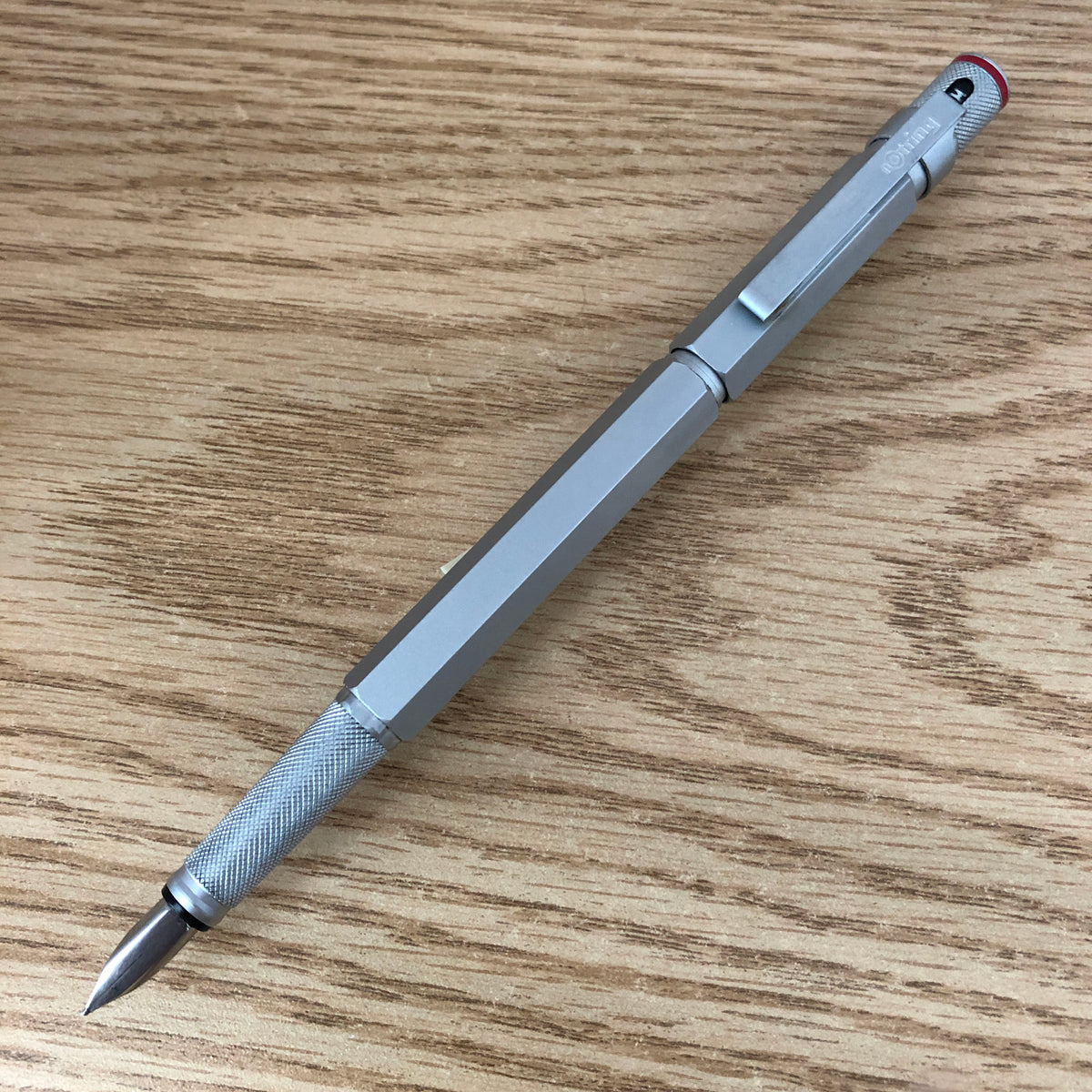 Rotring 600 fountain pen, Silver